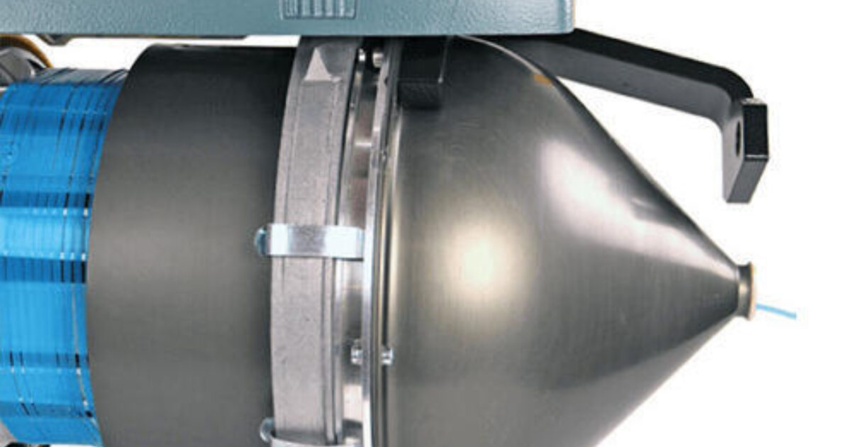 Balloon breaking cone or funnel | Iro Balloon breaking cone or funnel | Iro